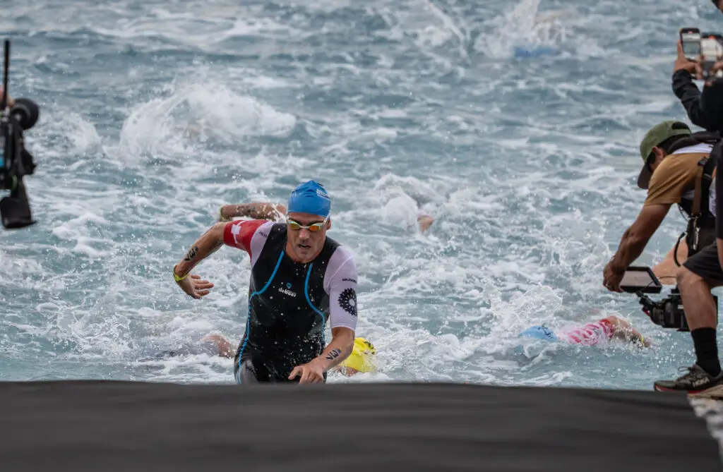 Casper Stornes remporte le Championnat du Monde IRONMAN, en tête du ...